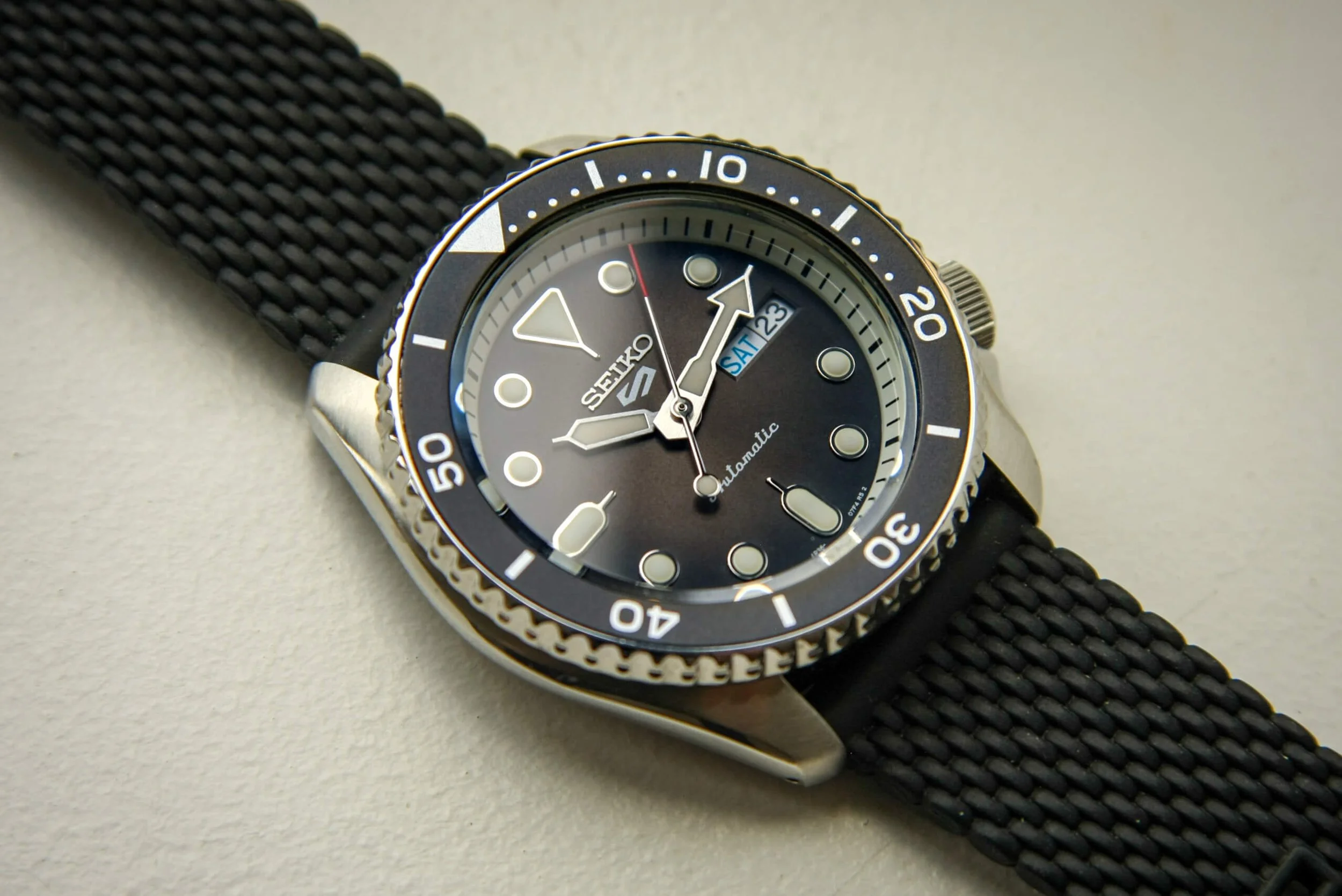Seiko SRPD73K2 Watch Review | Is This Budget Bond Watch Worth Buying ...