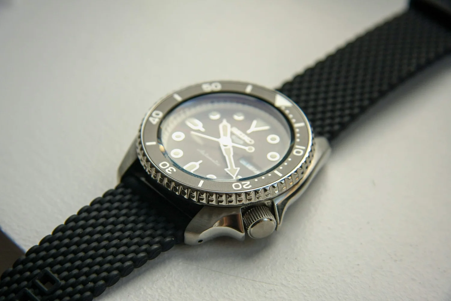 Seiko SRPD73K2 Watch Review | Is This Budget Bond Watch Worth Buying ...