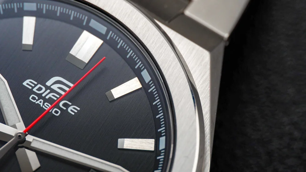 Casio EFB-108D vs EFR-S108D Review | Casio’s Most Popular ‘Edifice ...