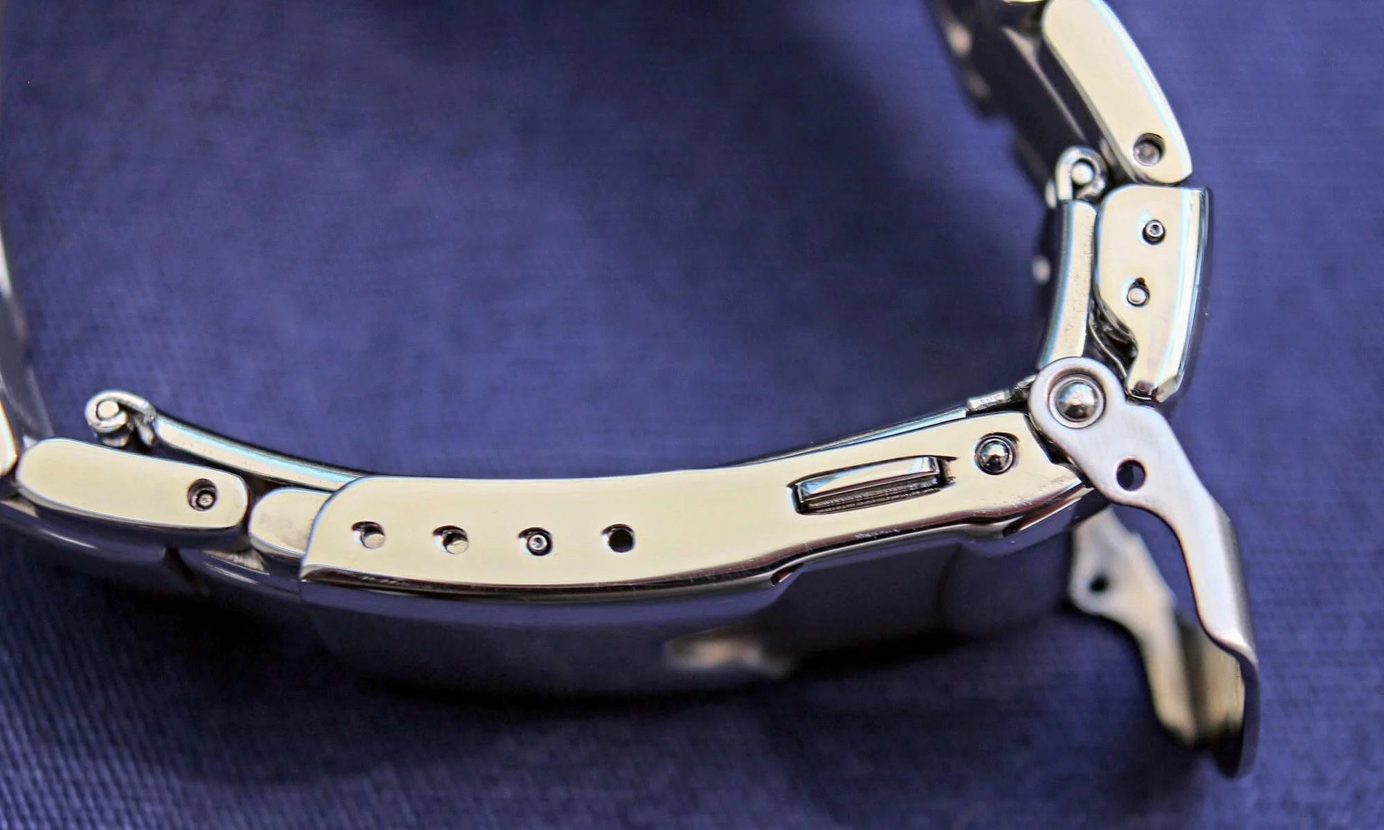 Seiko SBDY083 Mini-Turtle Review | Proof that JDM Seiko is Superior ...