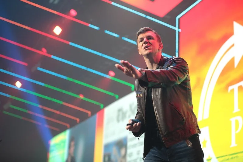 Bill Berkowitz for BuzzFlash: Project Veritas’ James O’Keefe: "Power ...