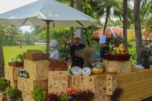 Burgers Reign Supreme at The Anam Cam Ranh’s “Burger Day” — The Anam