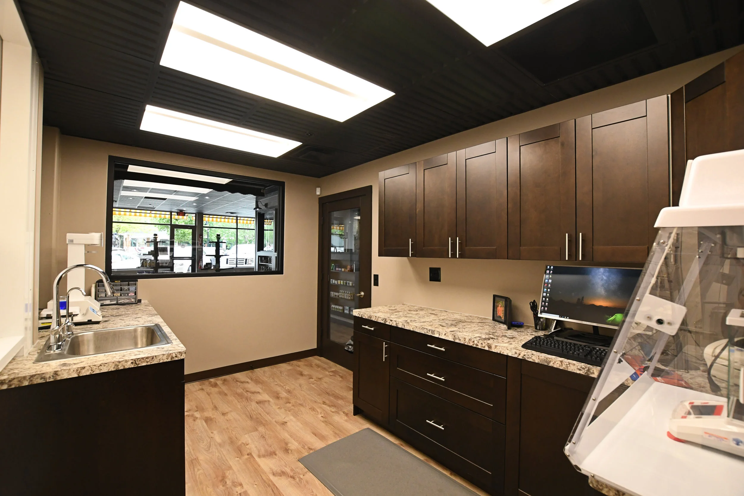 Compounding Pharmacy — Apothecary & Co.