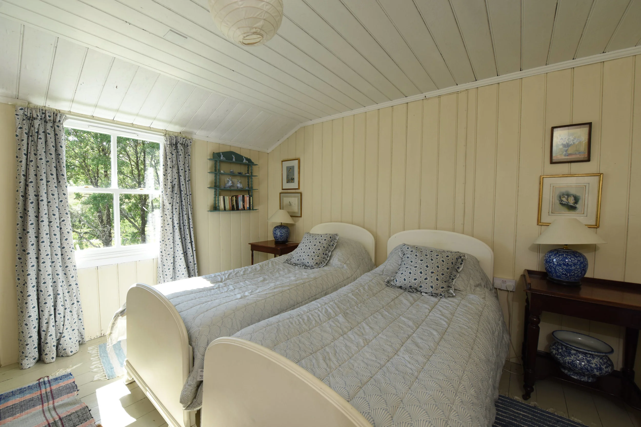 Interiors — Jeanetta Rowan Hamilton