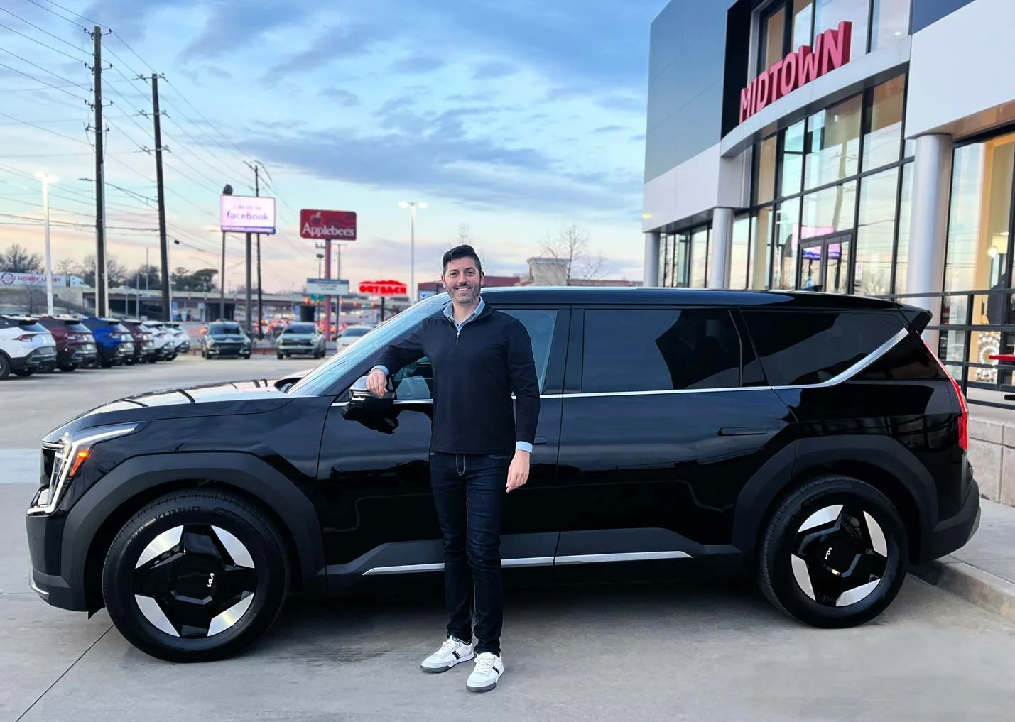 Art Deco Tour in Electric SUV — Tulsa Tours