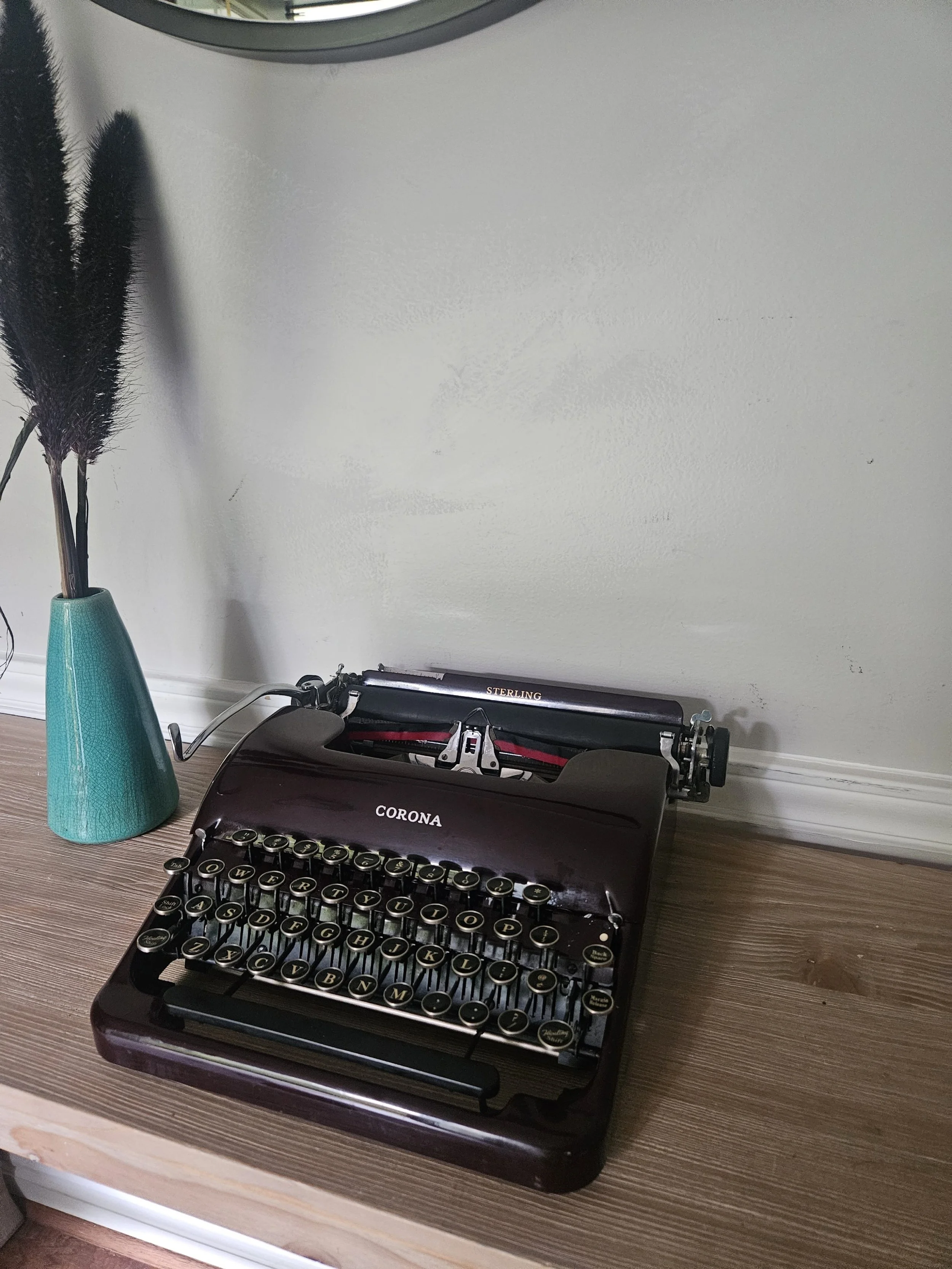 Smith Corona Typewriters: A Journey of Innovation and Literary Legacy ...
