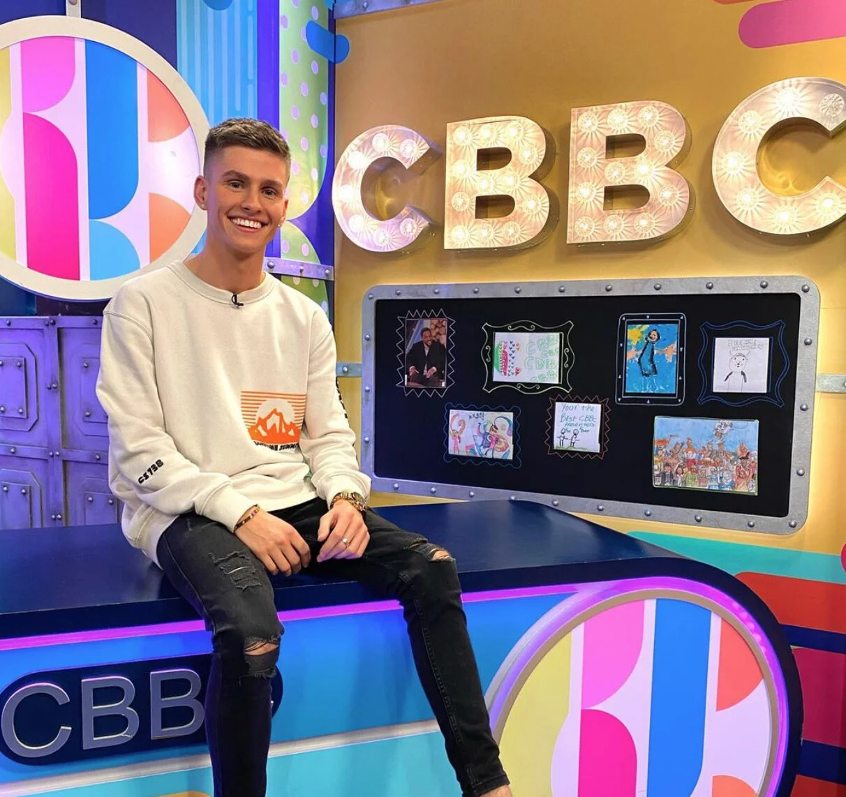 Lee Hinchcliffe Unveiled As Brand New CBBC Presenter SHARPER Lee Hinchcliffe Unveiled As Brand New CBBC Presenter SHARPER