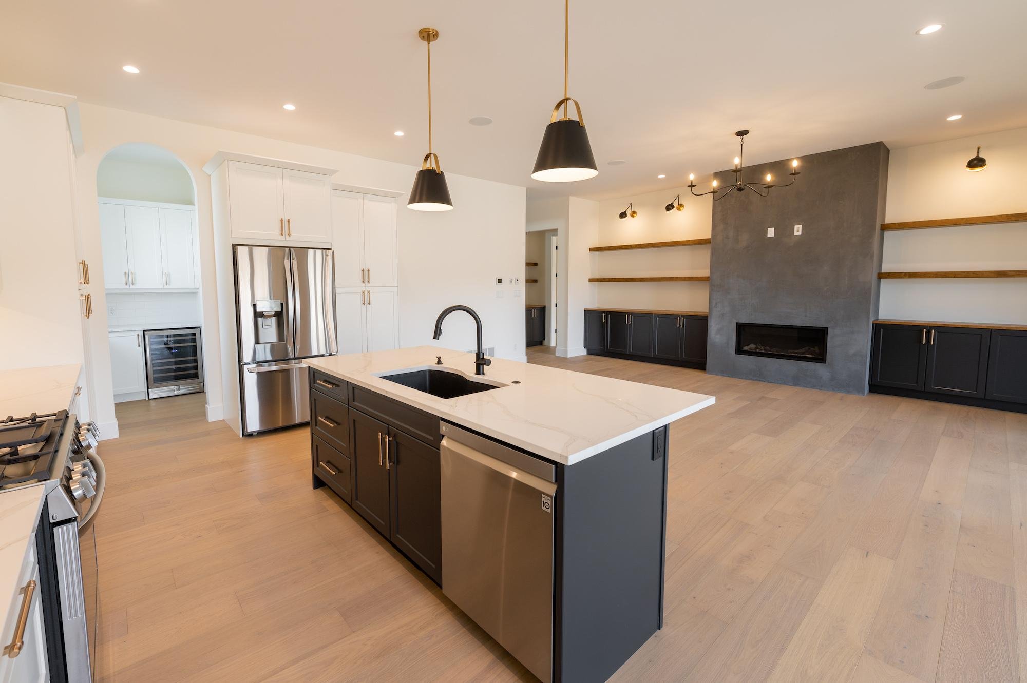 INTERIOR DESIGN — Form Residence Design House Inc.