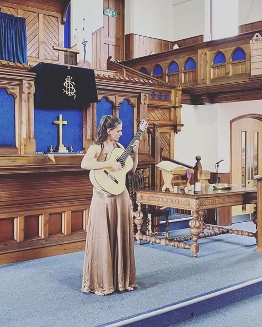 Two Zoe Barnett guitar concerts, in Ampthill and Bedford — Handmade ...