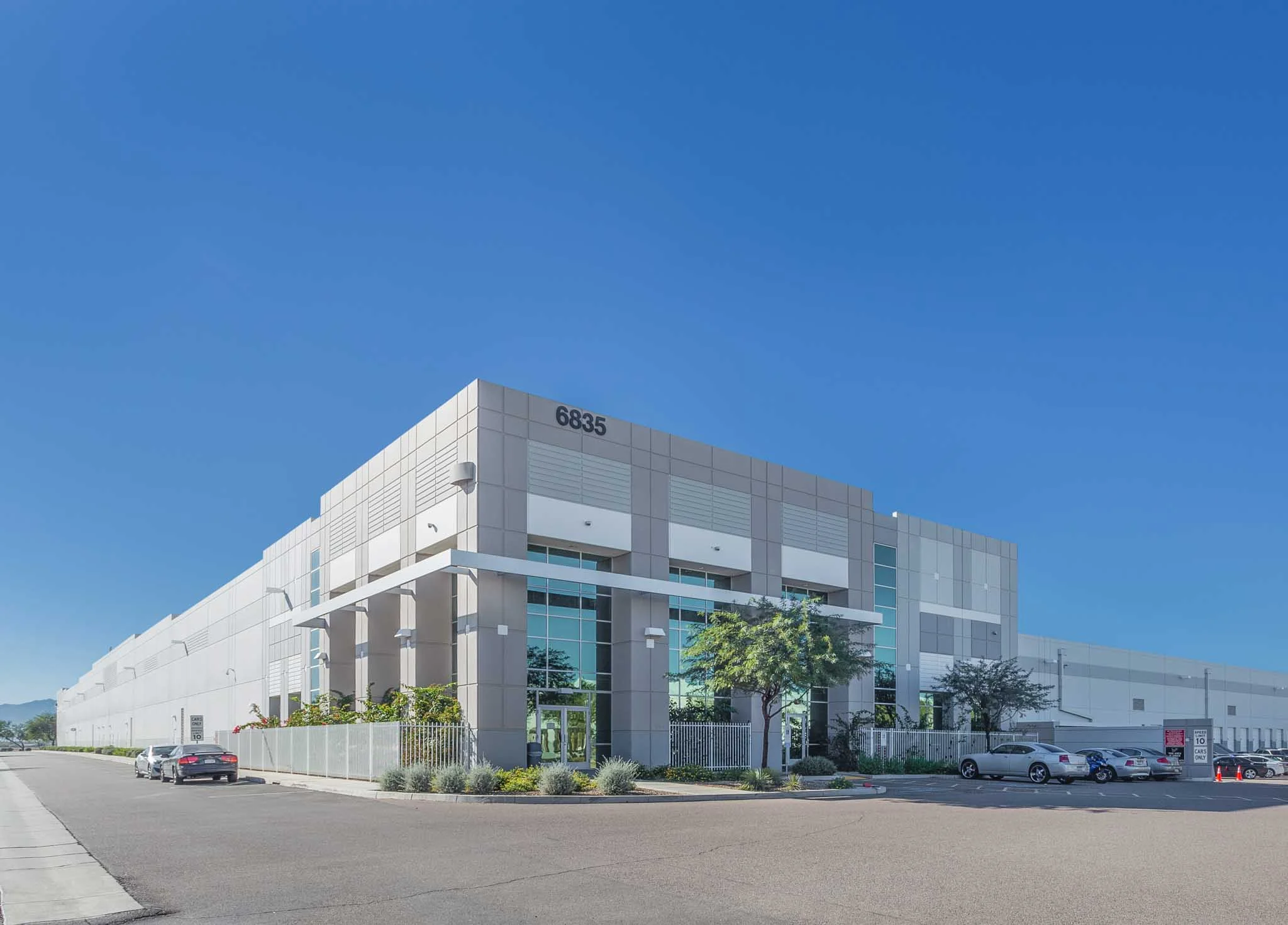 Portfolio | Buckeye Logistics Center — The Koll Company