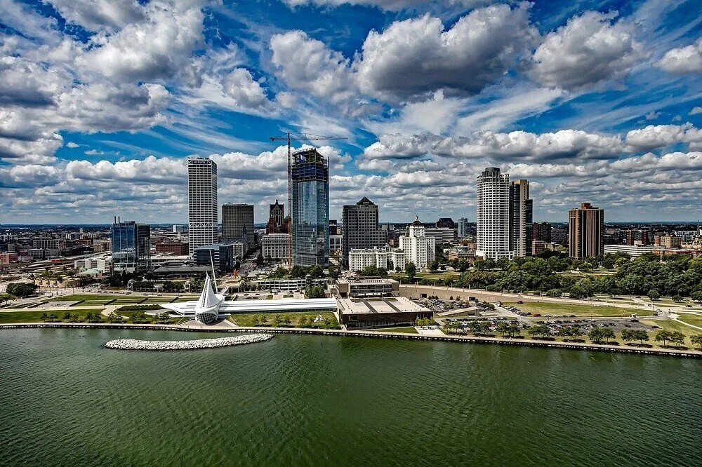 Ultimate Milwaukee Bucket List: 25 Best Things To Do! — ROAD TRIP USA Ultimate Milwaukee Bucket List: 25 Best Things To Do! — ROAD TRIP USA