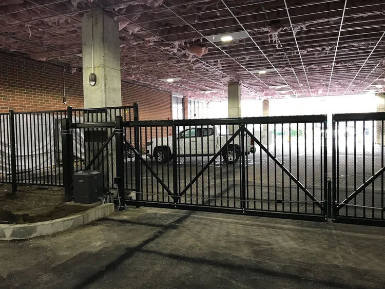 Motorized electric gates — FENSU