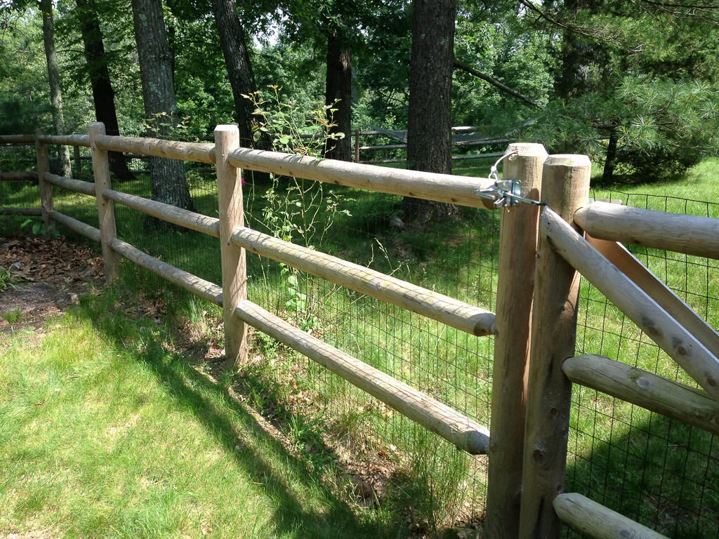 Wood - post and rail — FENSU