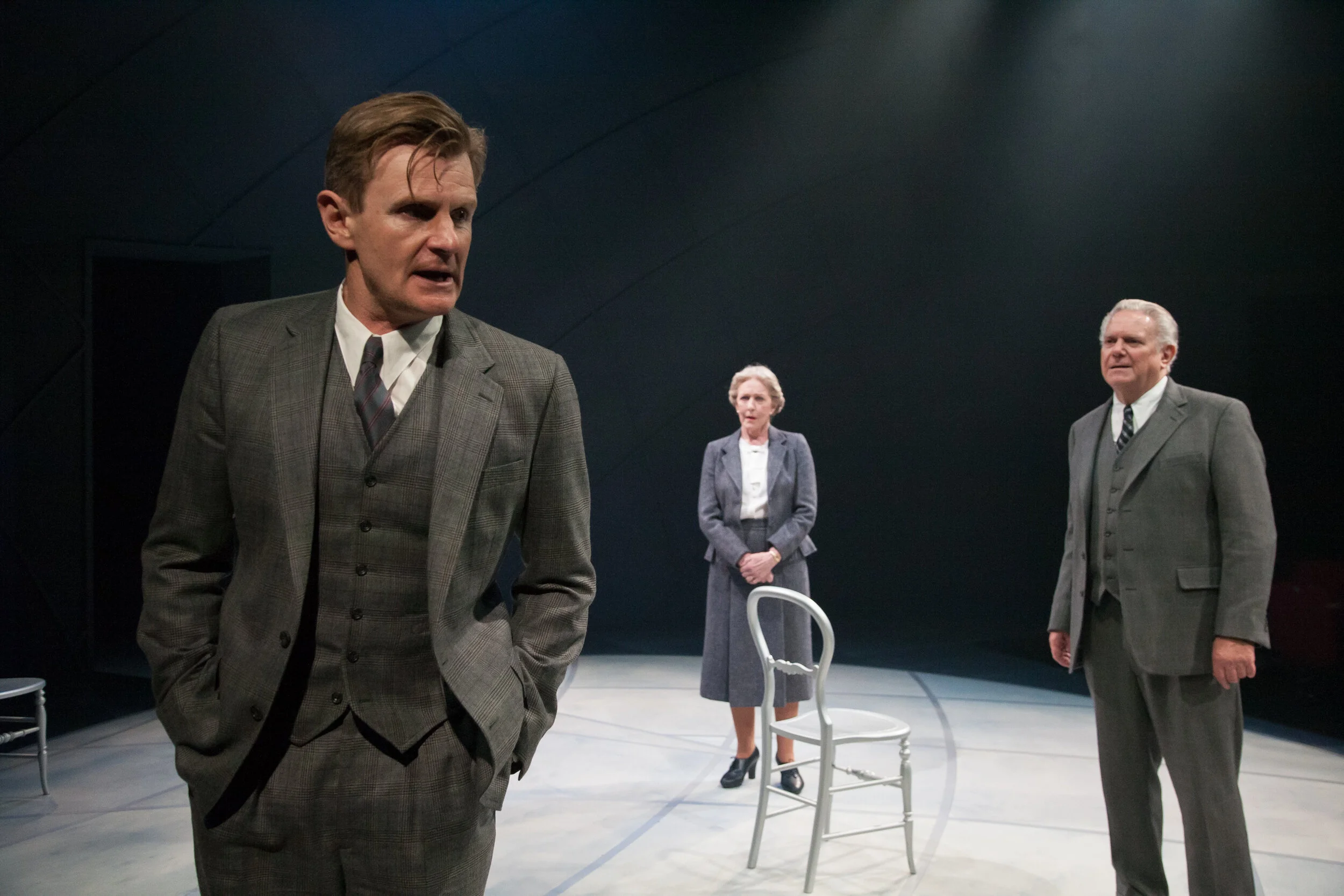 Patricia Hodge — Sophie Farrah