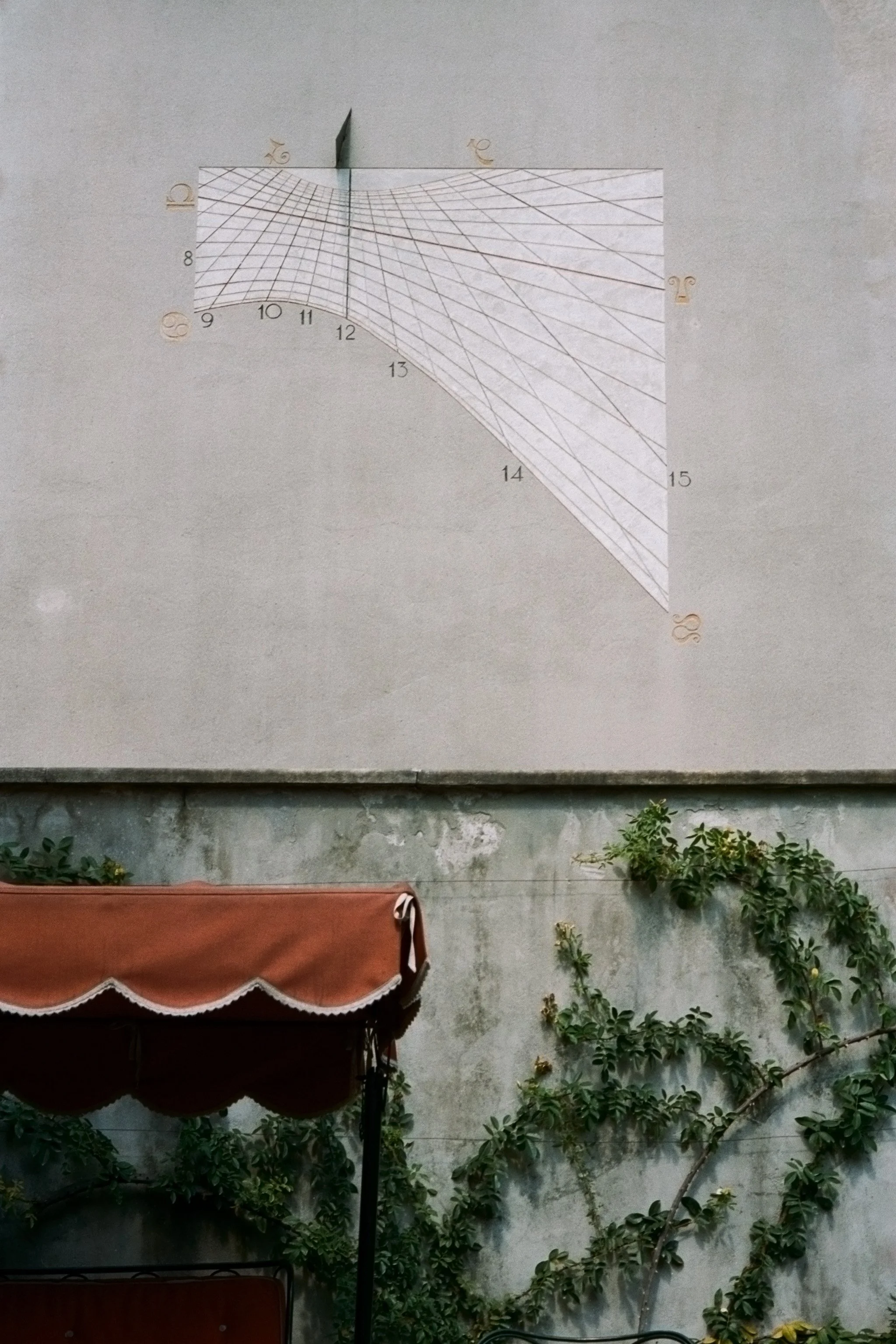 Isabelle Young 'The importance of elsewhere' Gallery — SOCO Gallery