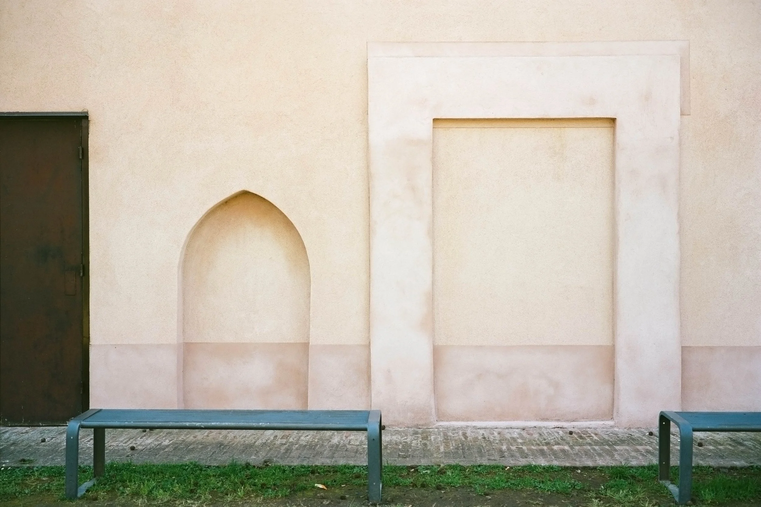 Isabelle Young 'The importance of elsewhere' Gallery — SOCO Gallery