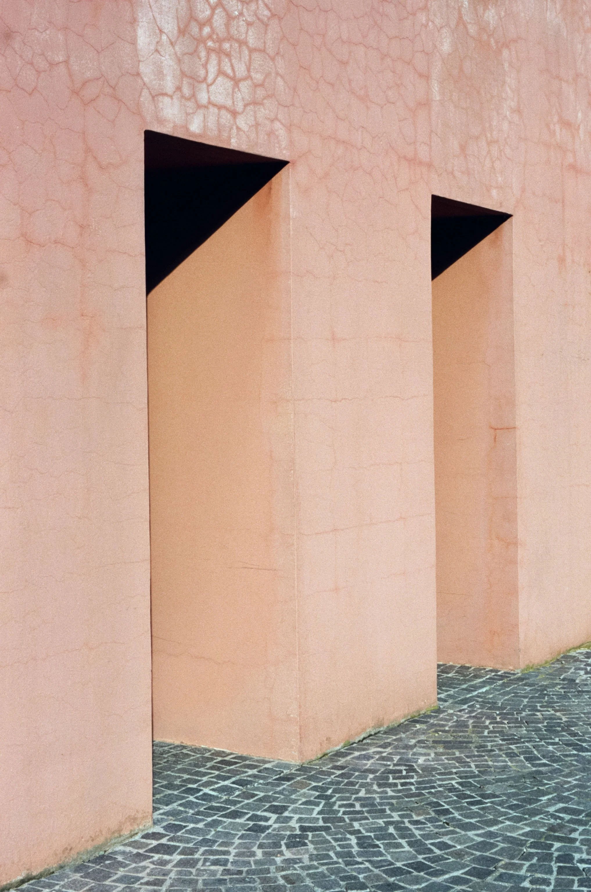 Isabelle Young 'The importance of elsewhere' Gallery — SOCO Gallery