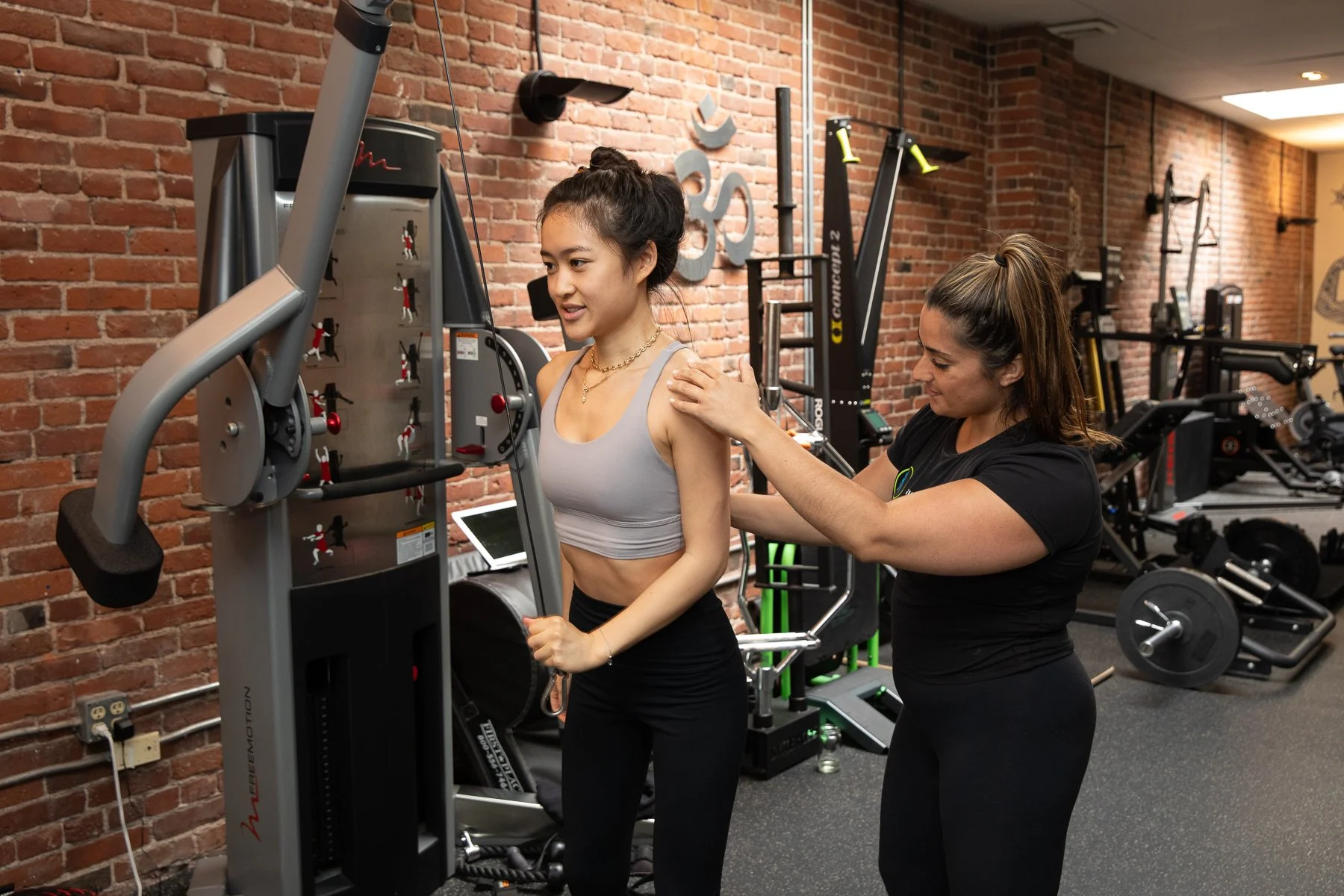 Private Personal Trainer | Back Bay Boston | Aum Training Center
