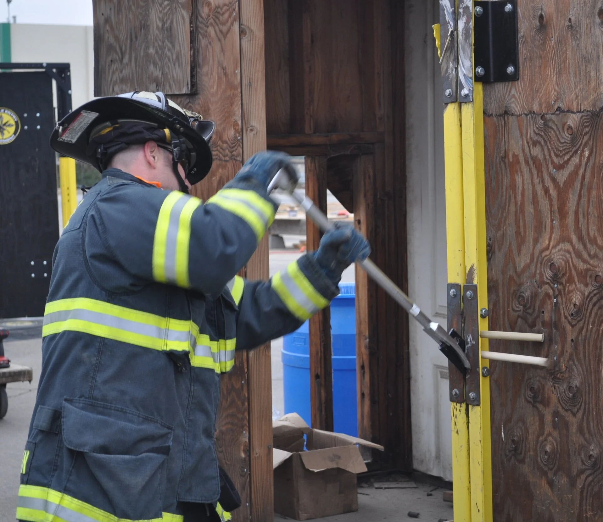 Forcible Entry / Breaching - Hinge Pulling / Cutting Prop — Forcible ...