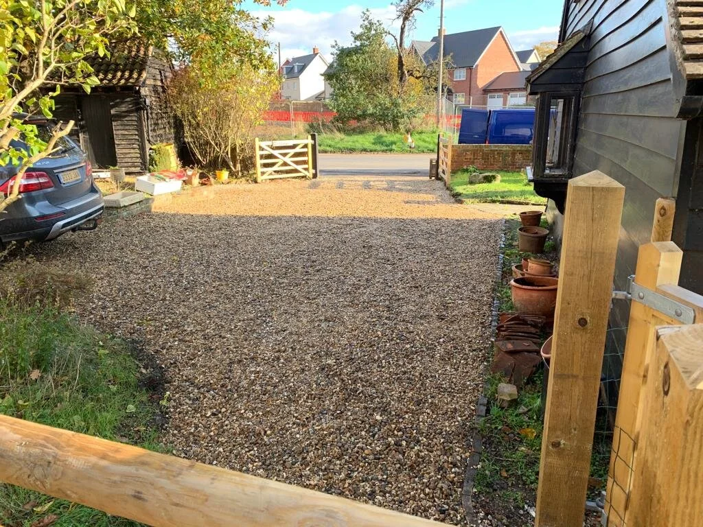 Shingle driveway Chelmsford — MacAdam Ltd Surfacing Specialist