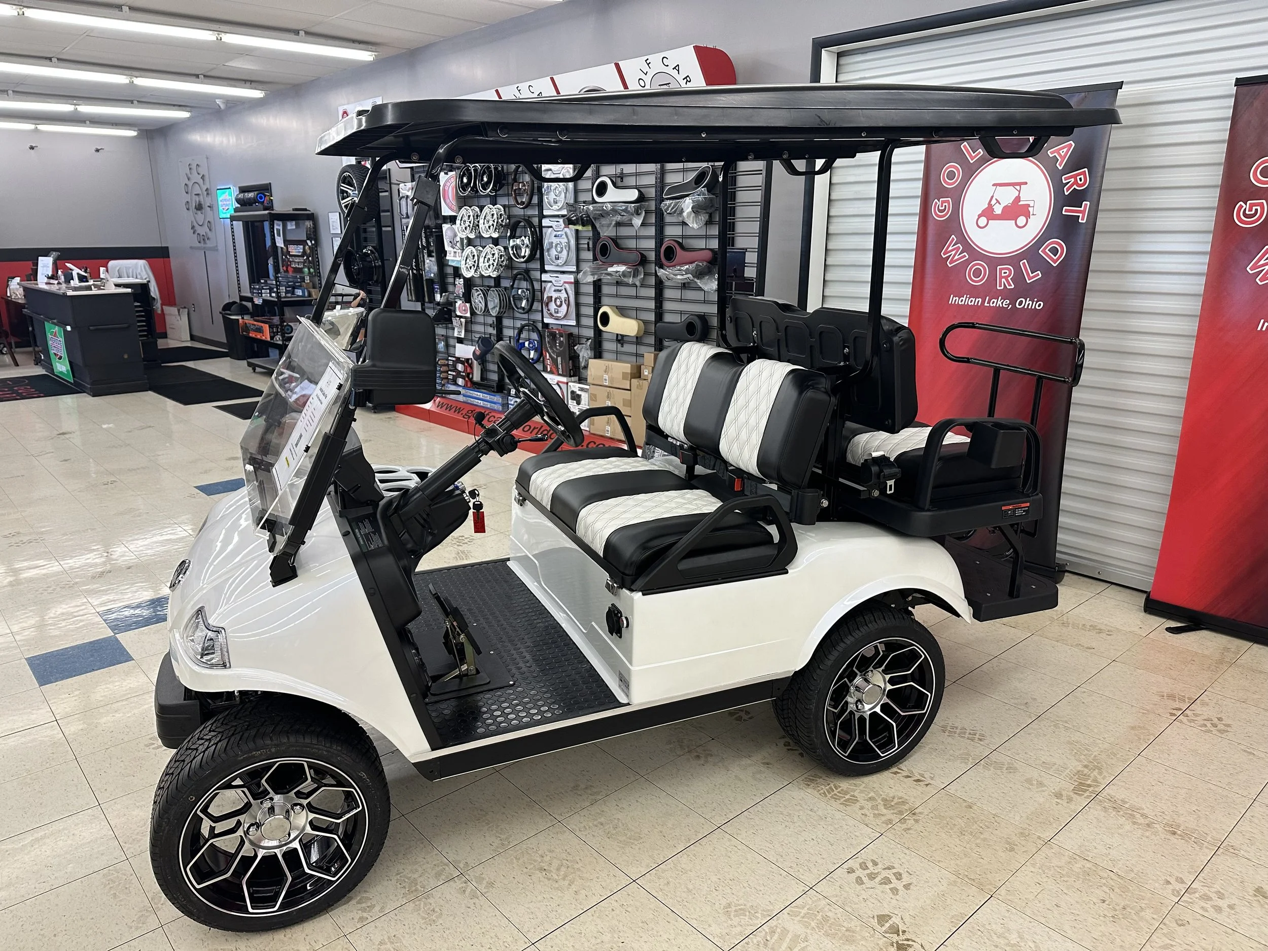 Classic 4 Plus-Golf Cart World-%i