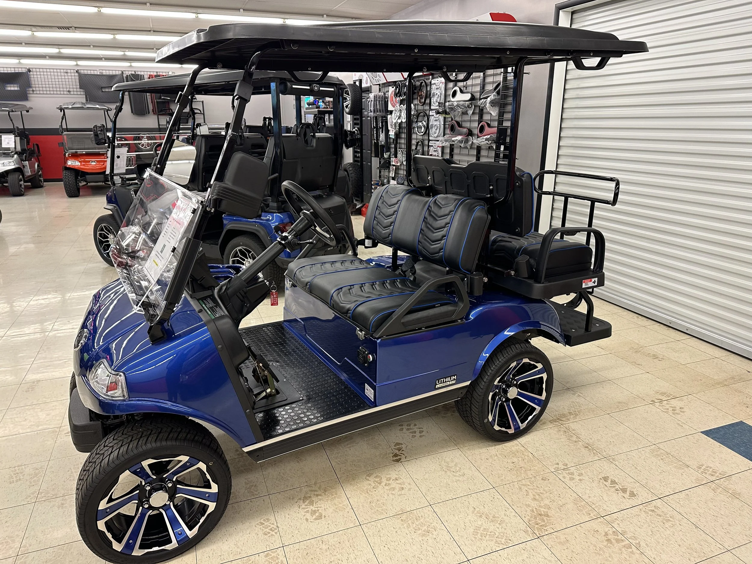Classic 4 Plus-Golf Cart World-%i