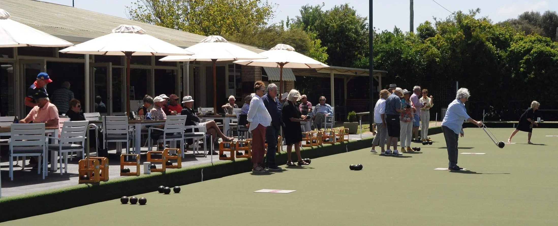 Sandringham BOWLS CLUB