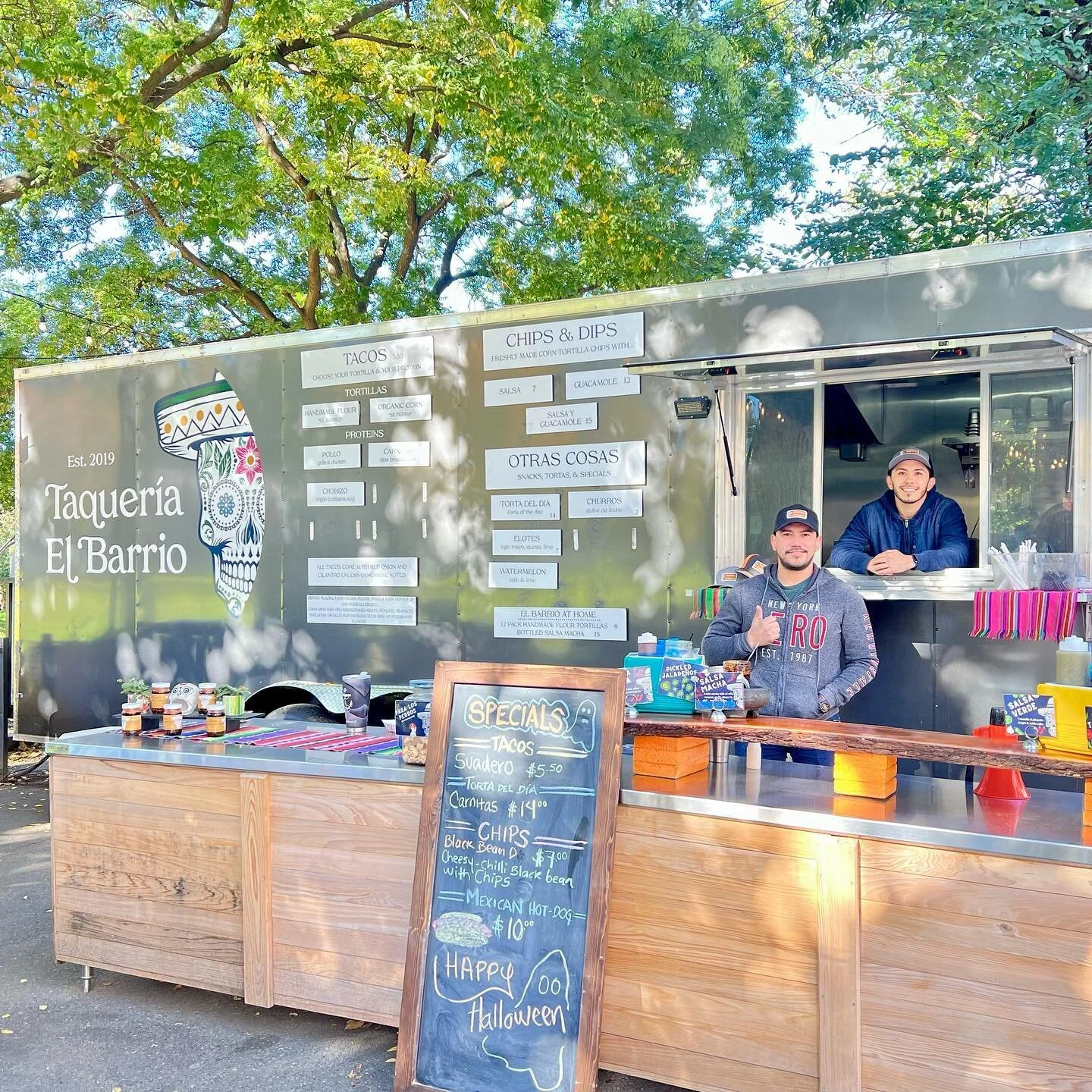 TAQUERIA EL BARRIO