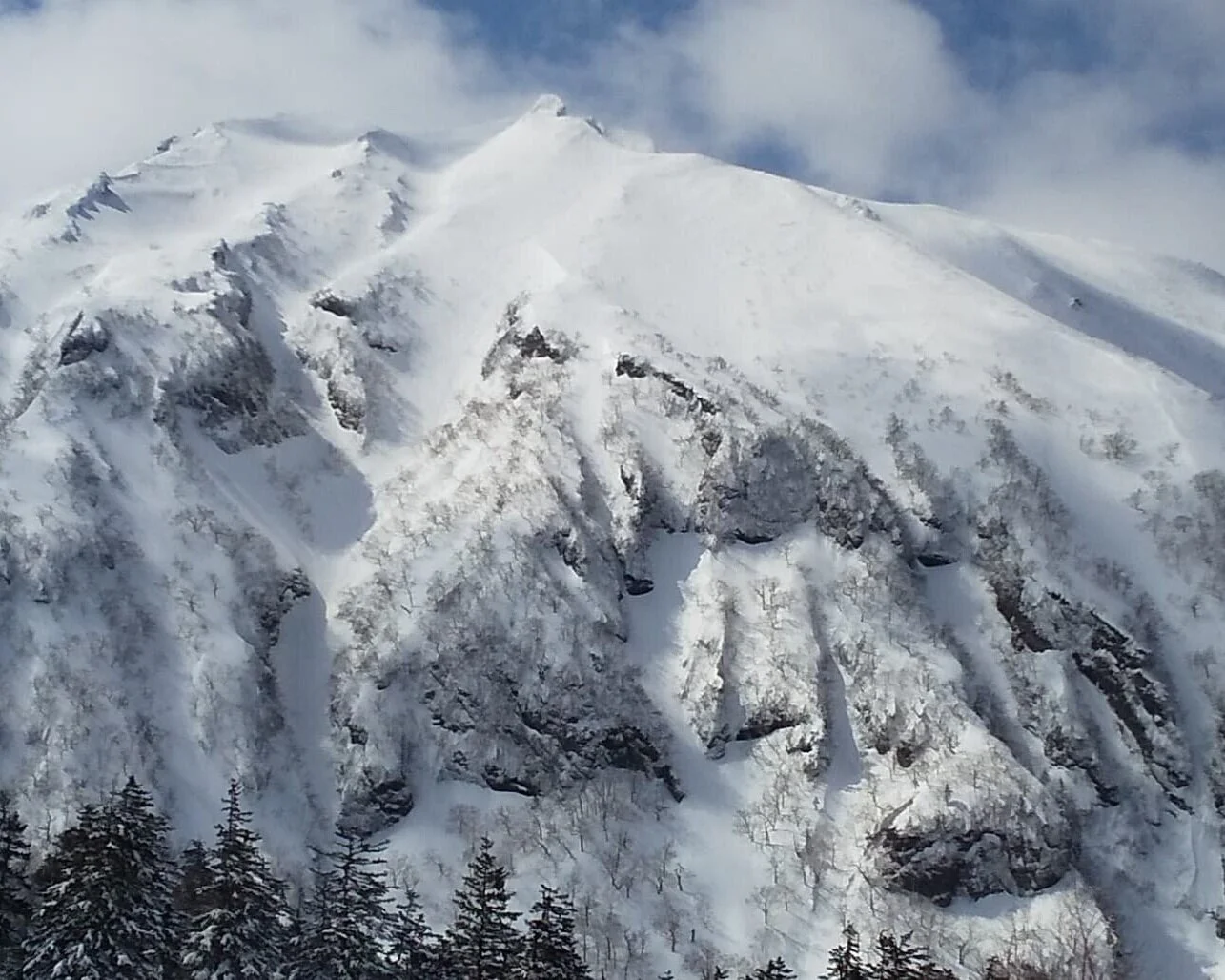 HOKKAIDO MOUNTAIN EXPERIENCE