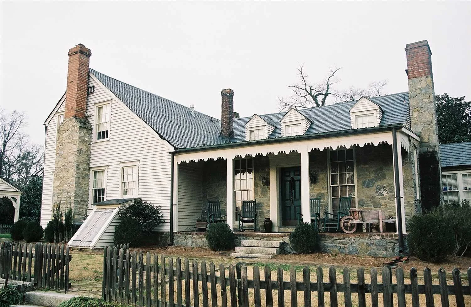 The Last Family at Donaldson-Bannister Farm: The Chesnuts — Past Tense GA