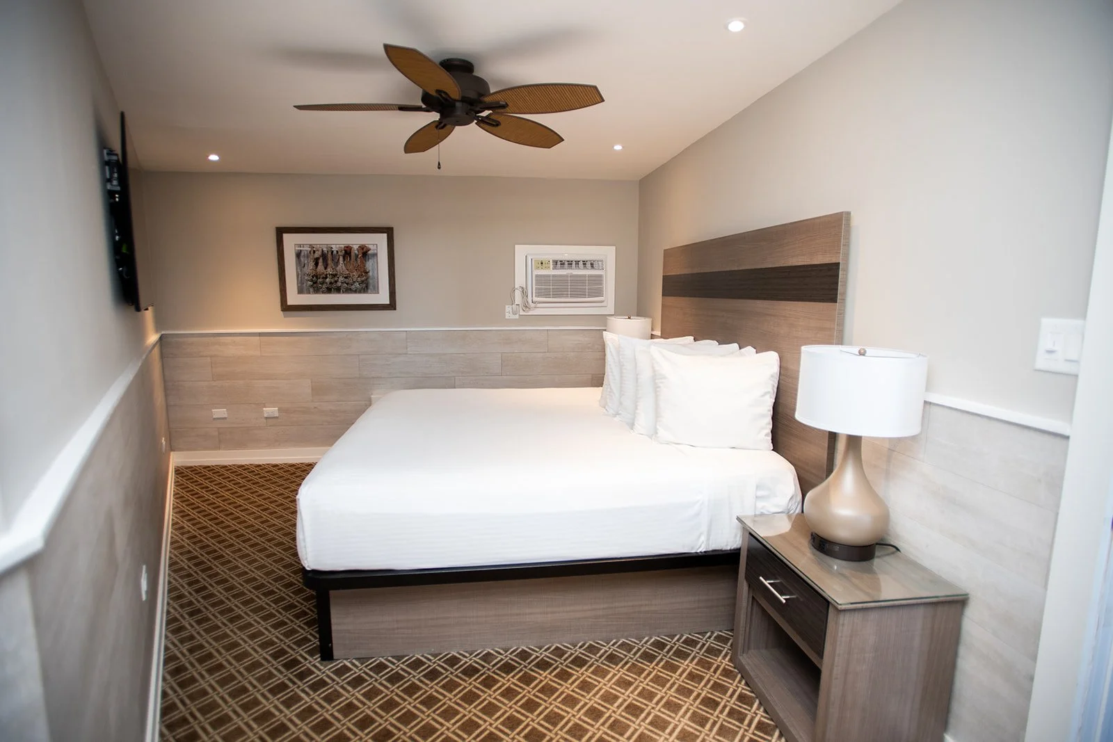LBI Hotel Room Photos — The Sea Shell Resort & Beach Club - Long Beach ...
