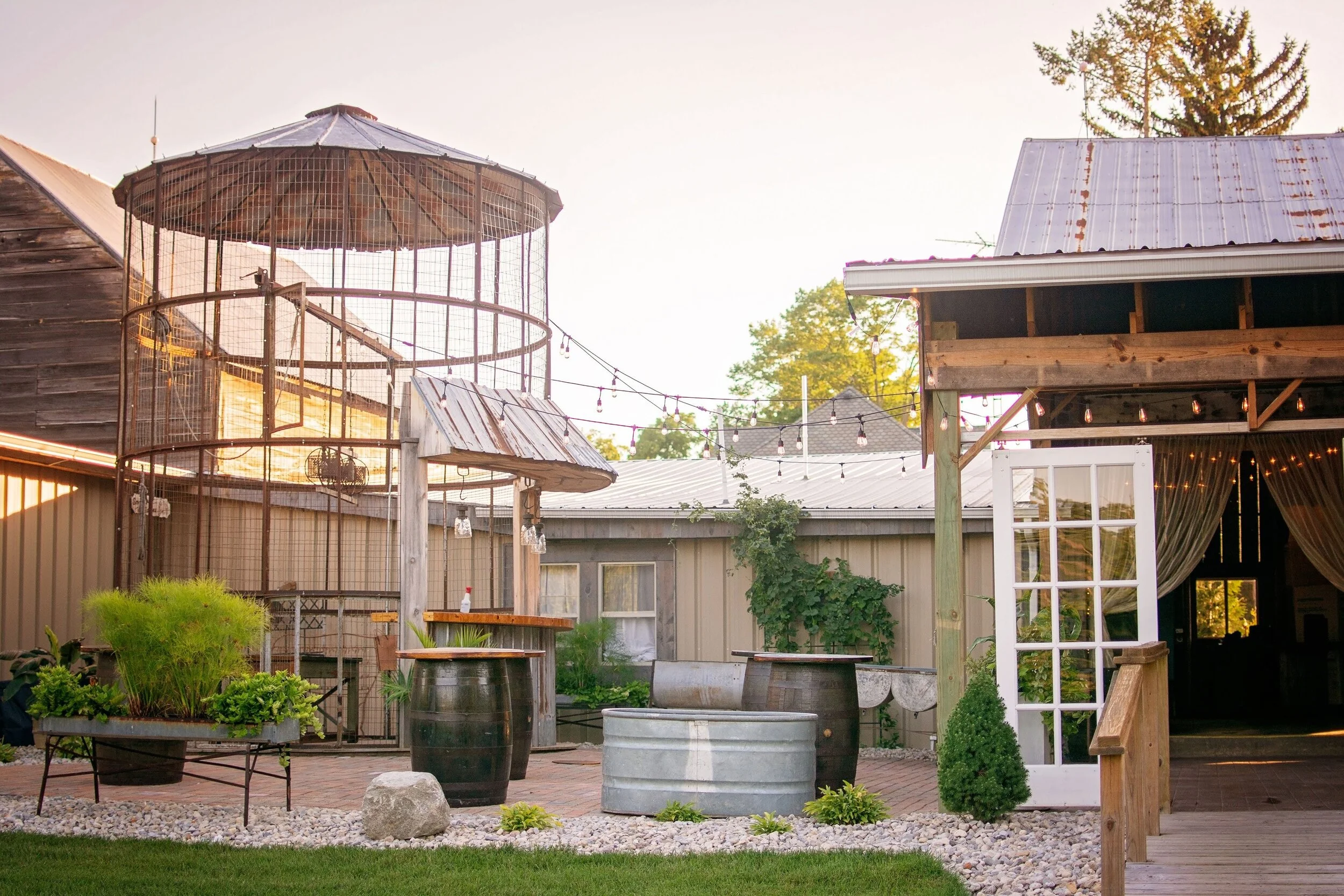 Venue — The Palm Tree Barn