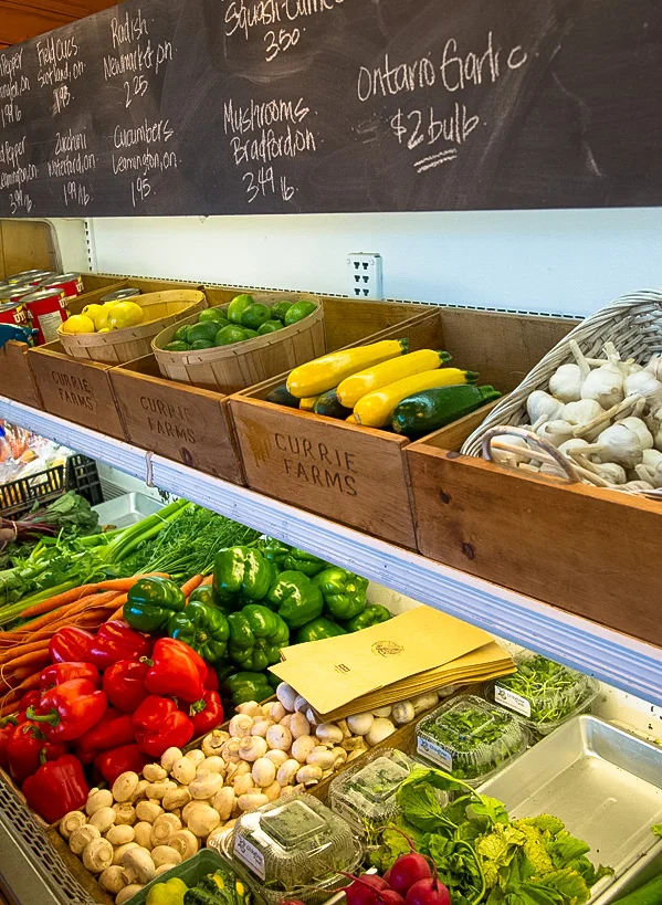 Curries Farm Market