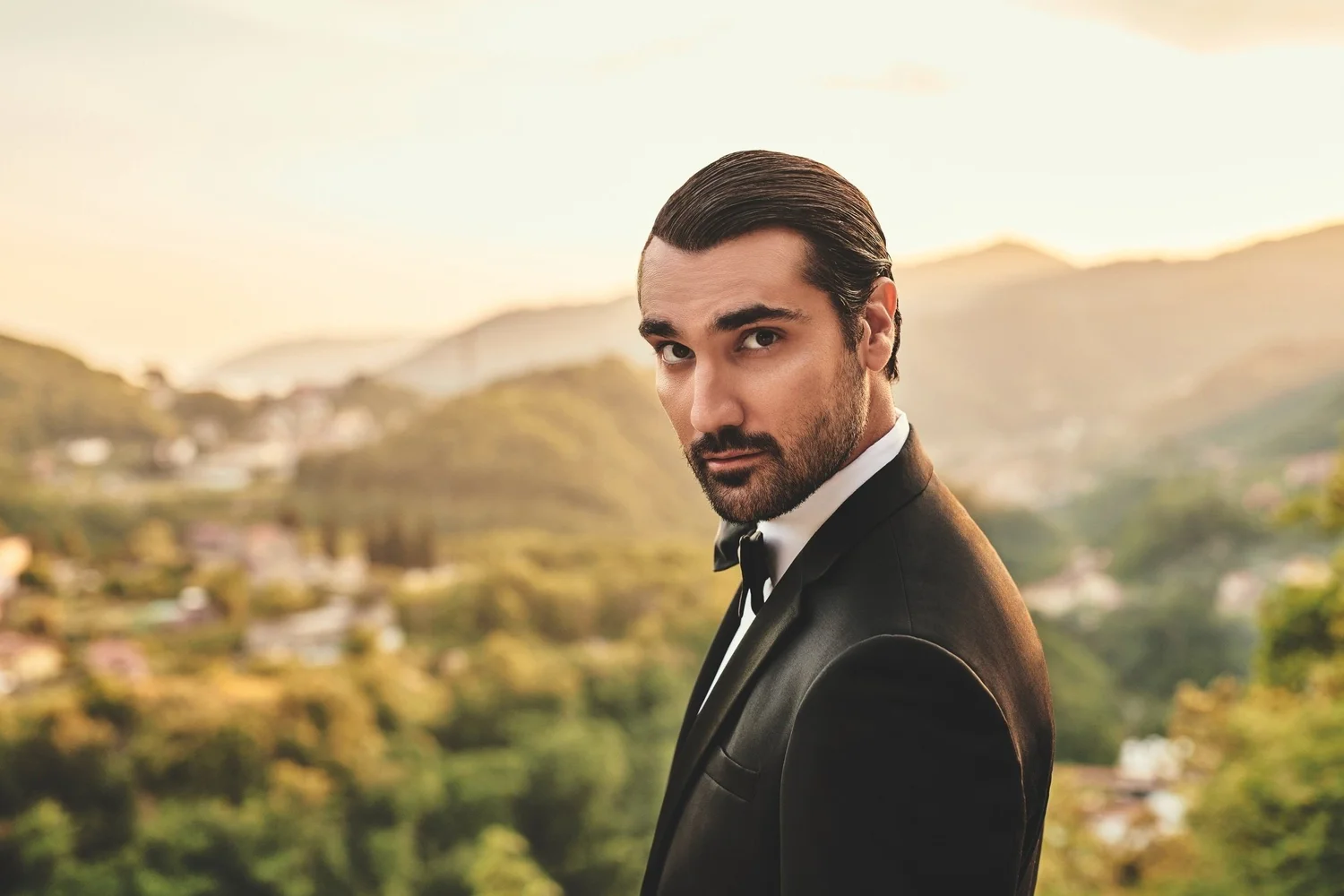 Jonathan Tetelman, tenor