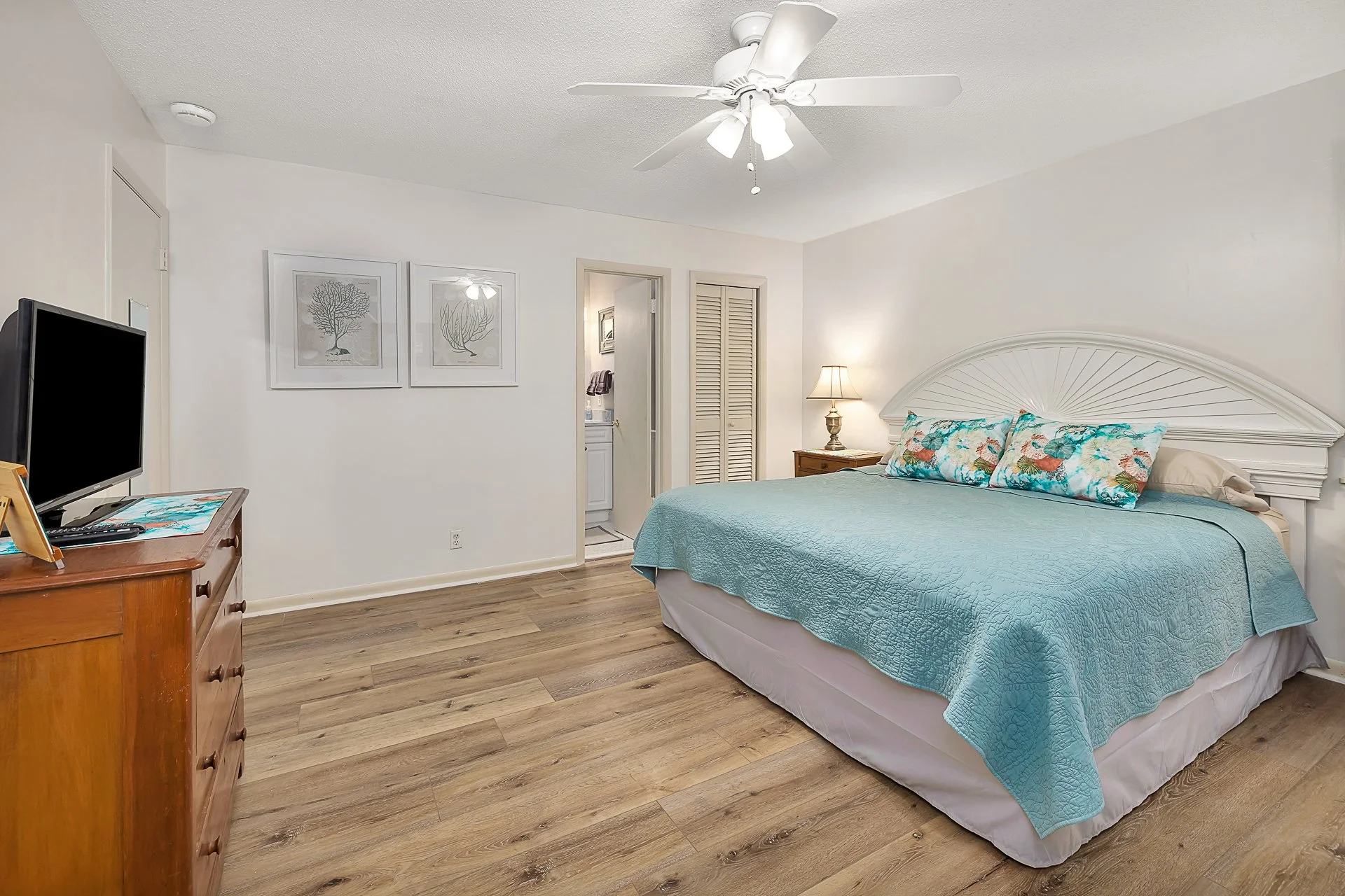 Starfish Cottage — Pet Friendly FLETC Rentals