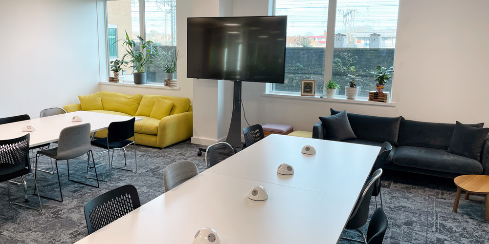 Reading meeting rooms | Private Day Offices — The Curious Lounge