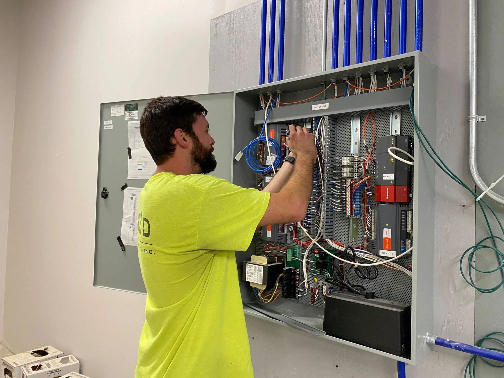 PROJECTS — Wir3d Electric