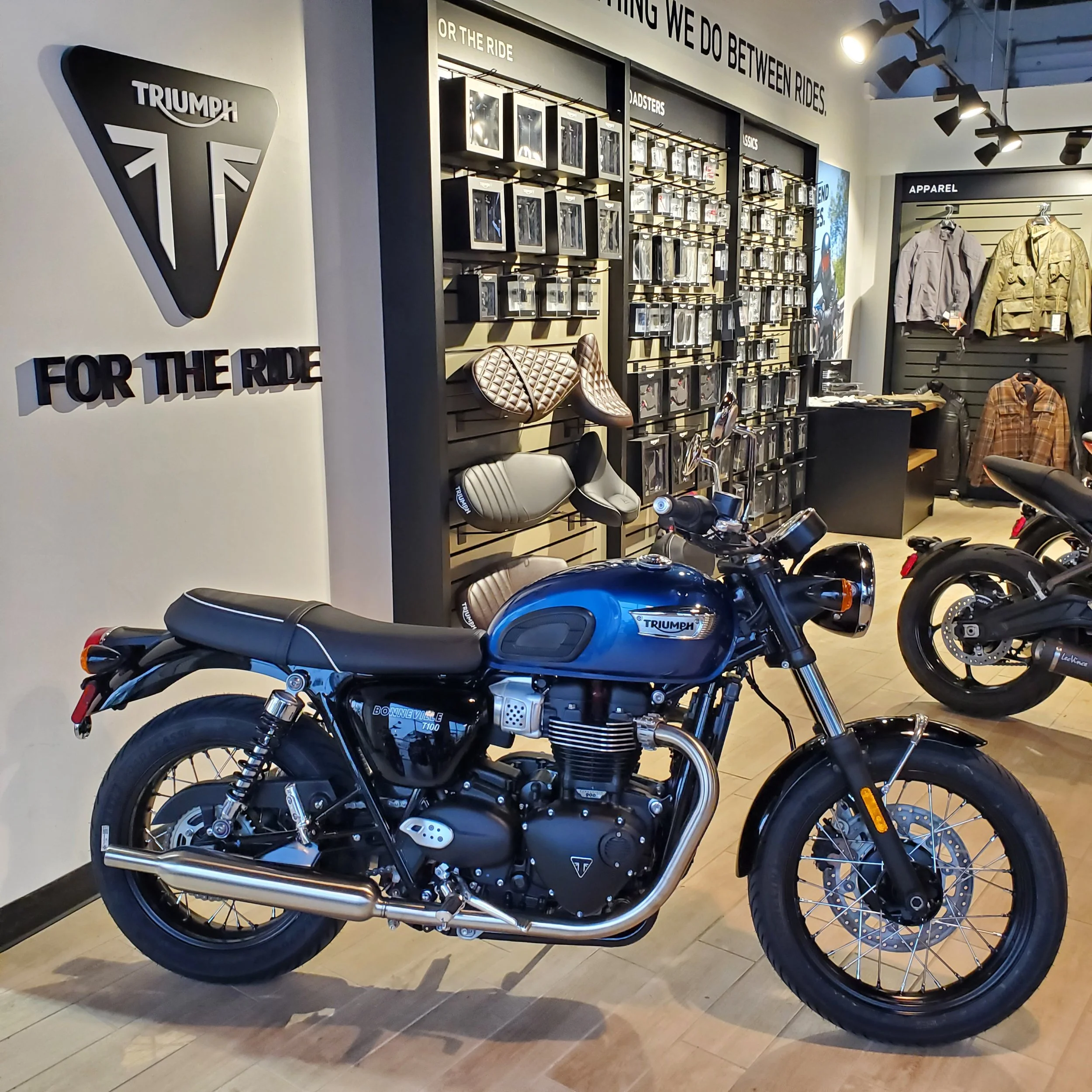 Triumph T100 — Baxter Cycle Omaha