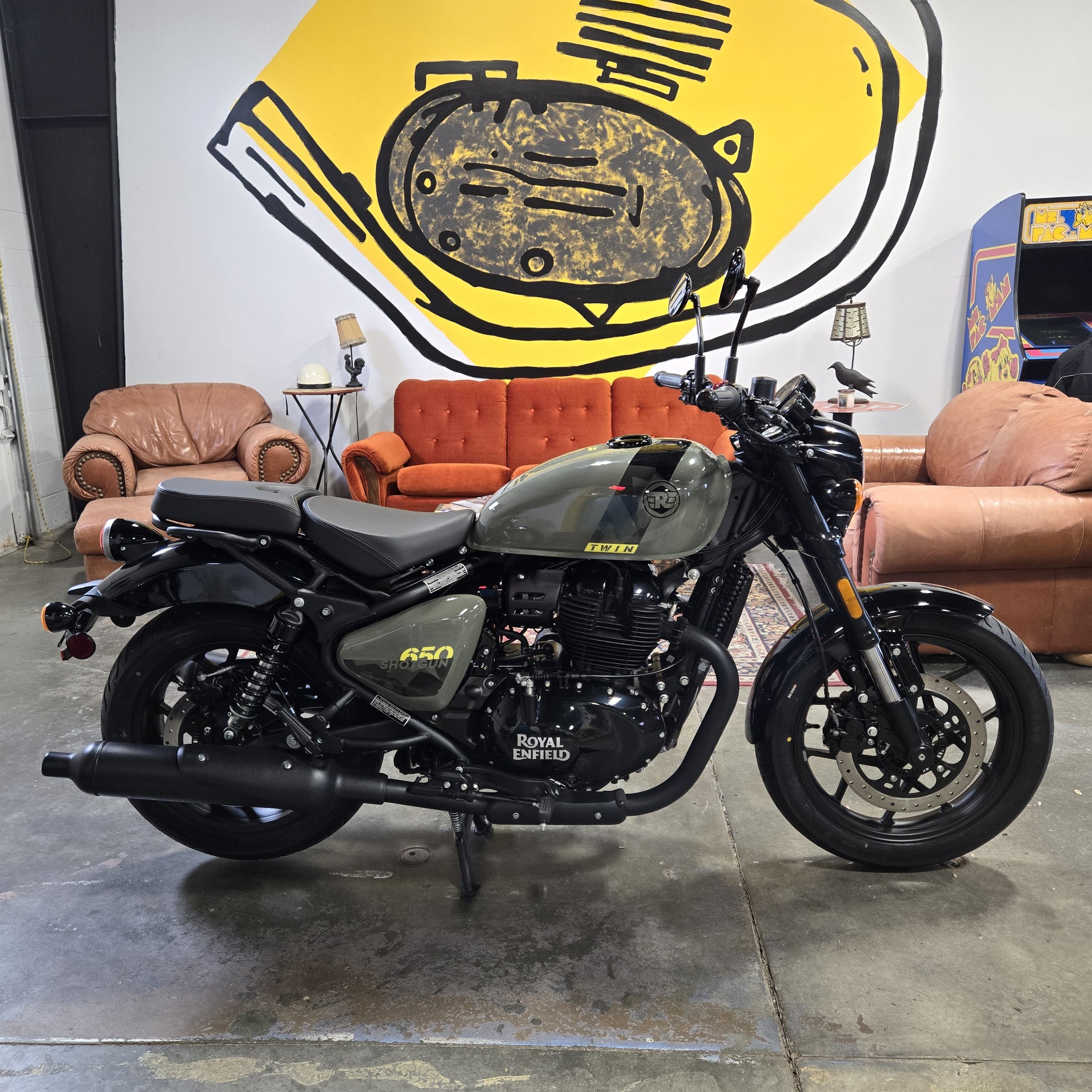 Shotgun 650 — Baxter Cycle Omaha