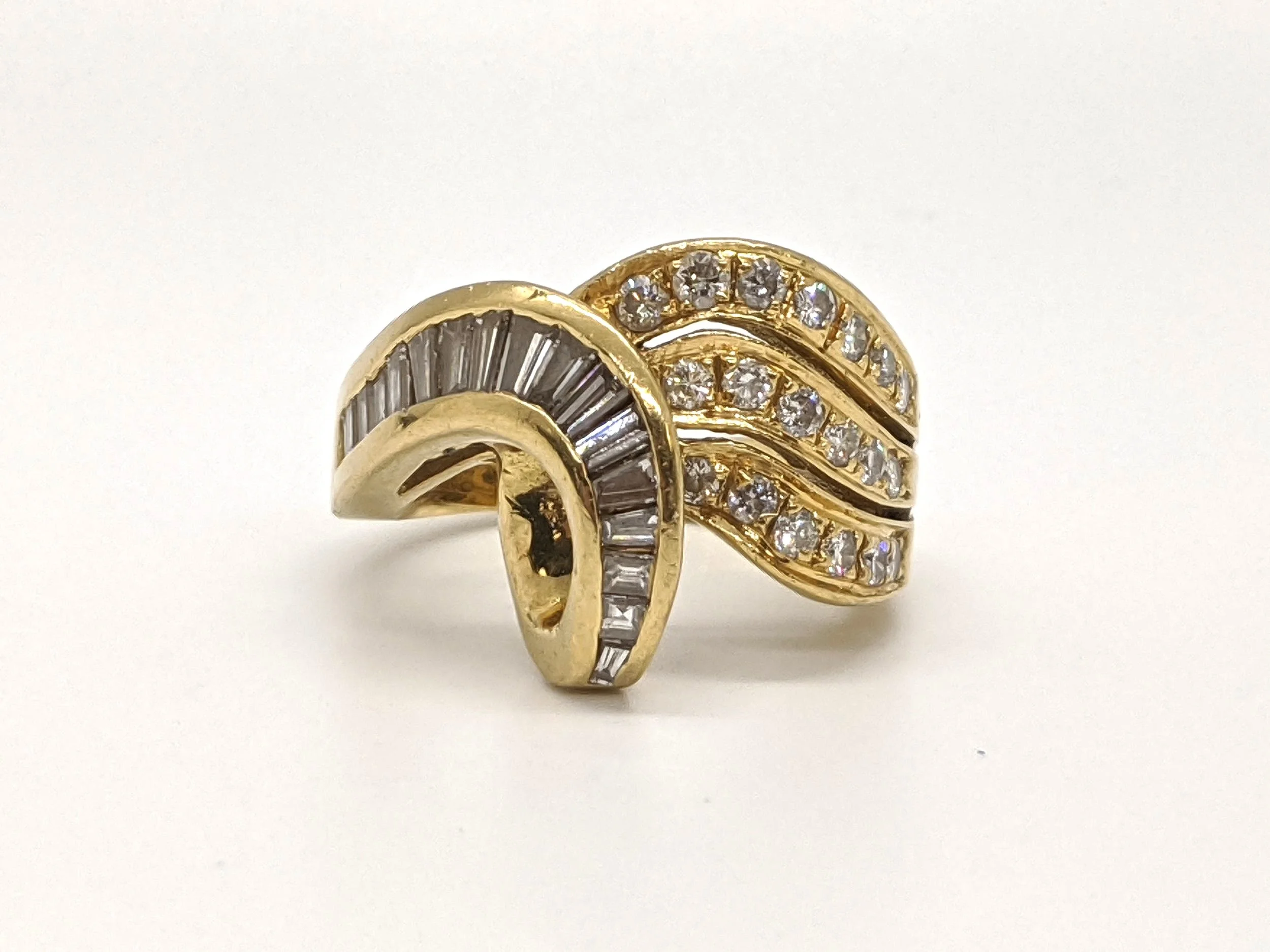 Fashion Rings — The Gold Trader