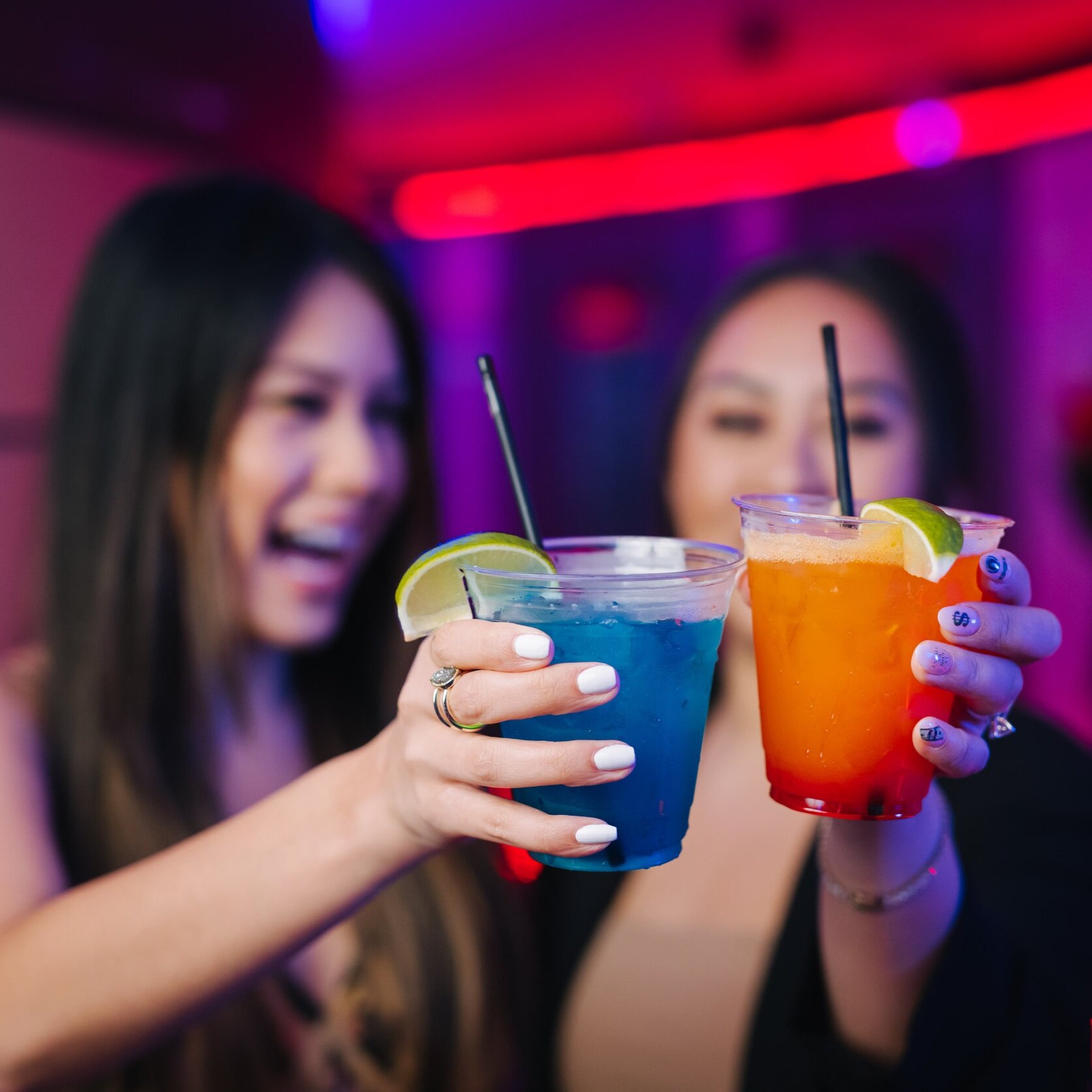 CITY NIGHT KTV BAR & CAFÉ
