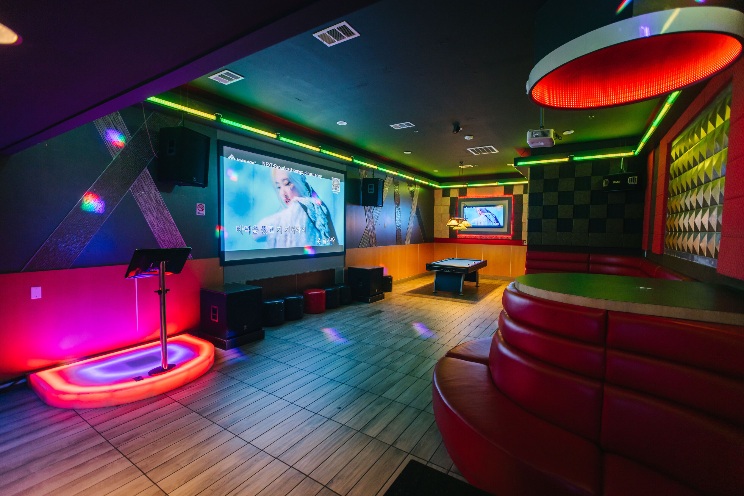 Rooms — CITY NIGHT KTV BAR & CAFÉ