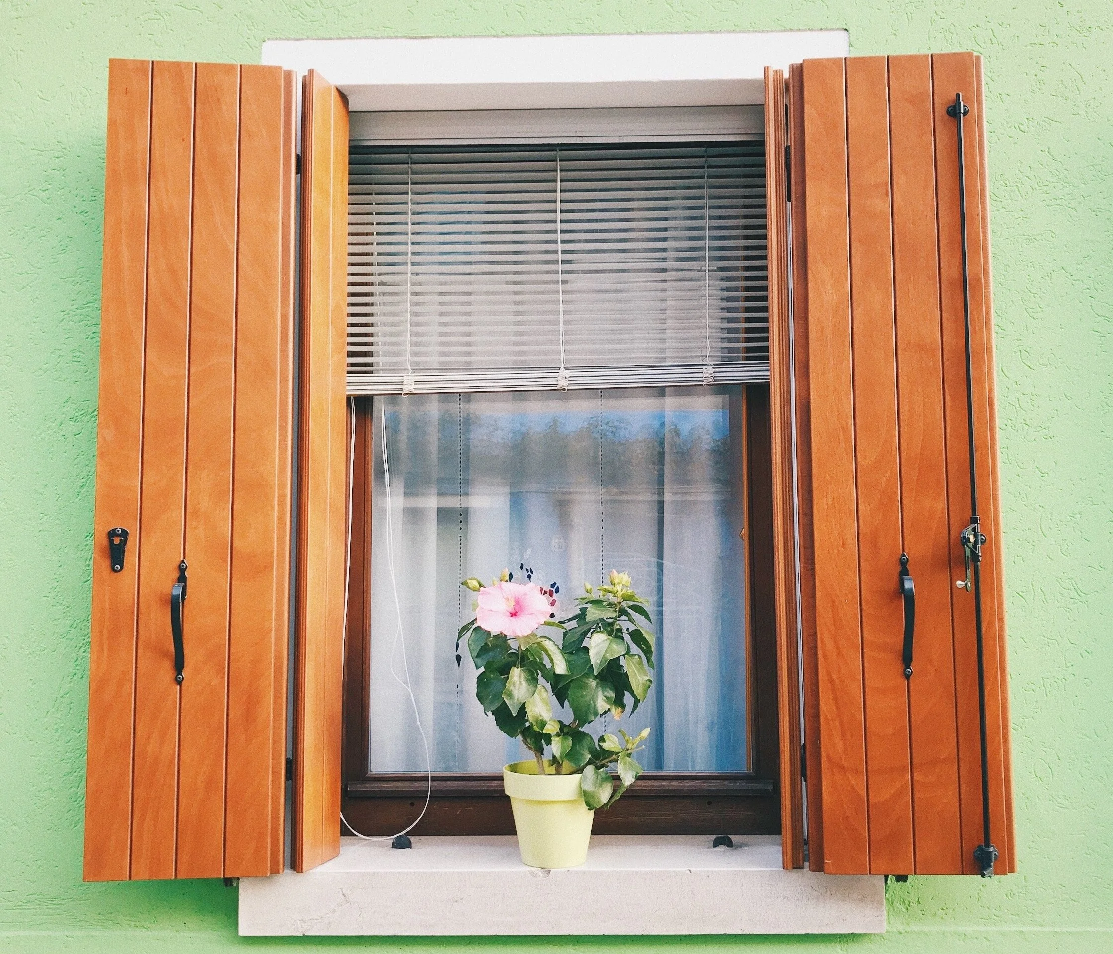 Changes you can make on your house today to reduce energy consumption ...