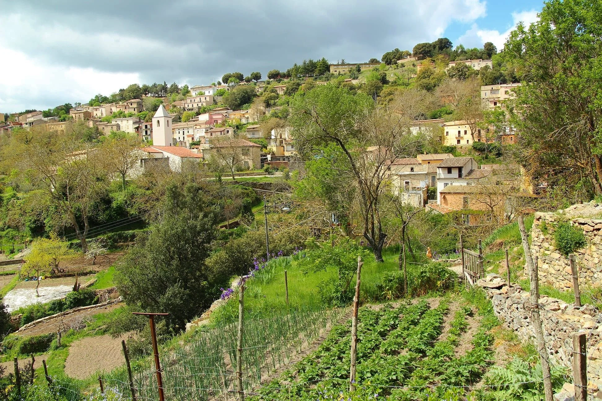 Sadali, il paese delle acque e delle fate in Sardegna — ABBARRA