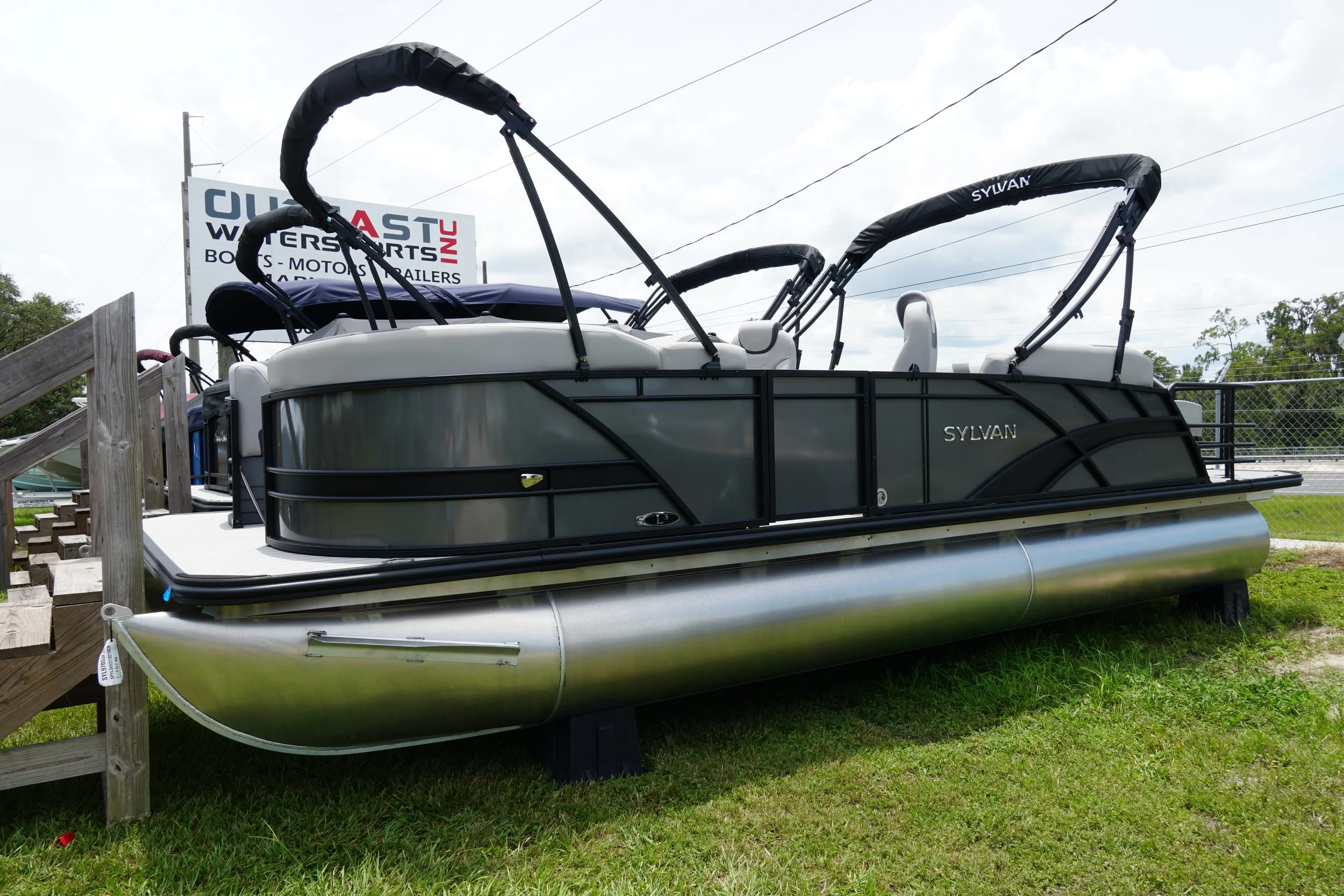 Sylvan Pontoons — Outcast Watersports