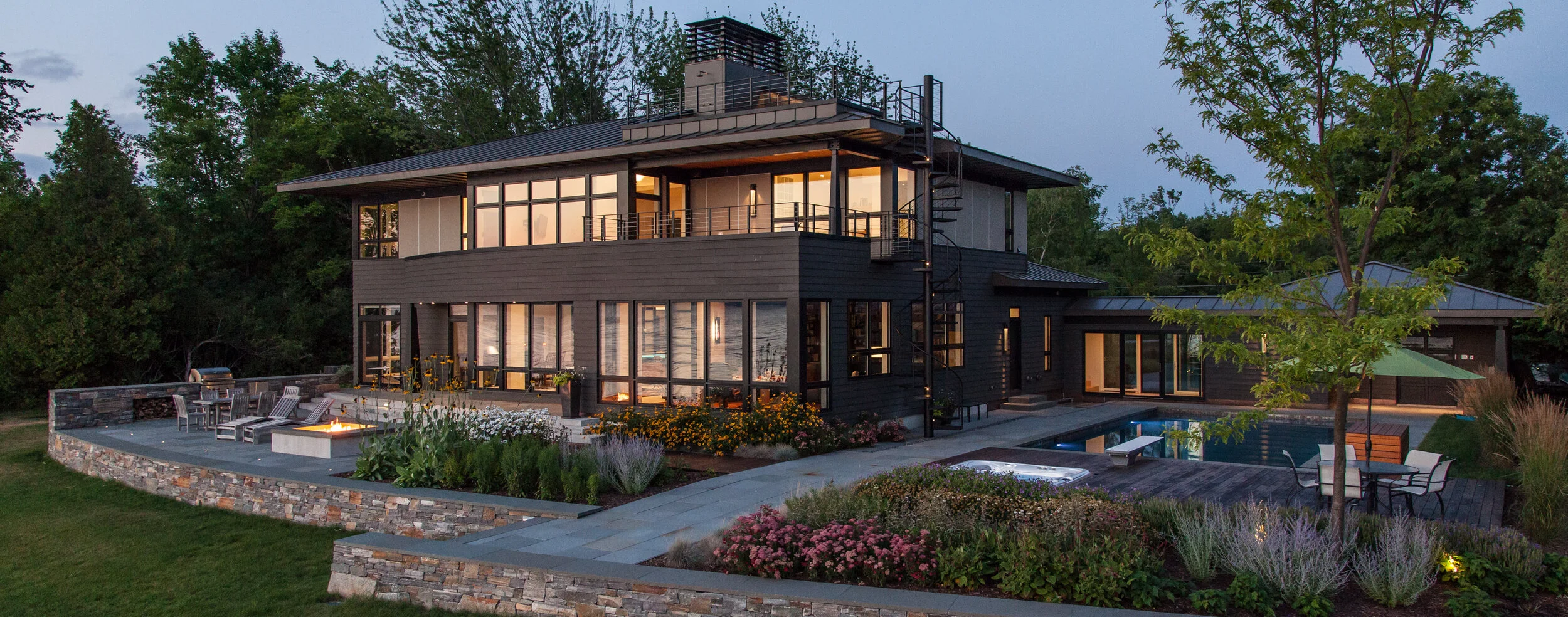 Red House Building - Vermont Home Builders