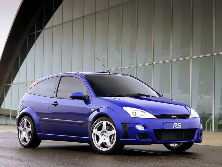 Ford Focus RS Mk1 (C170) Guide — Supercar Nostalgia