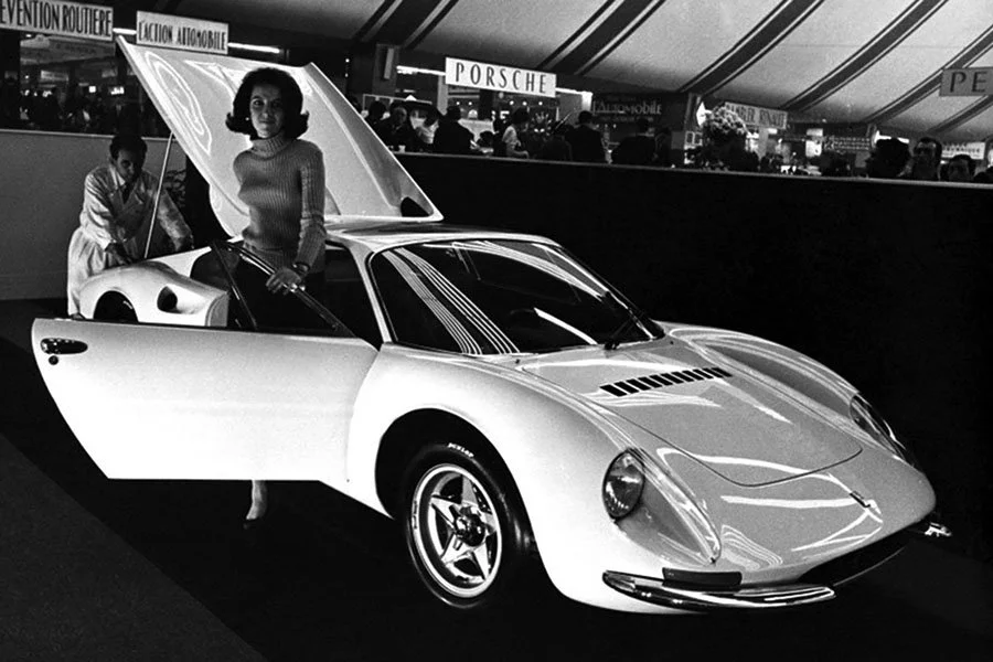 Ferrari 365 P Tre-Posti chassis 8971 — Supercar Nostalgia