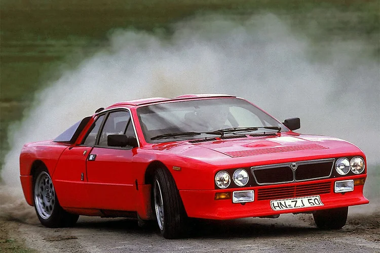 Lancia 037 Rally Guide — Supercar Nostalgia