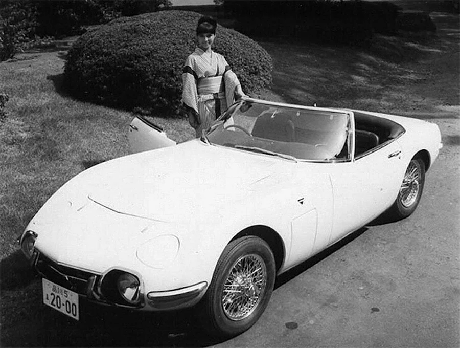 Toyota 2000 GT Roadster 'You Only Live Twice' Guide — Supercar Nostalgia
